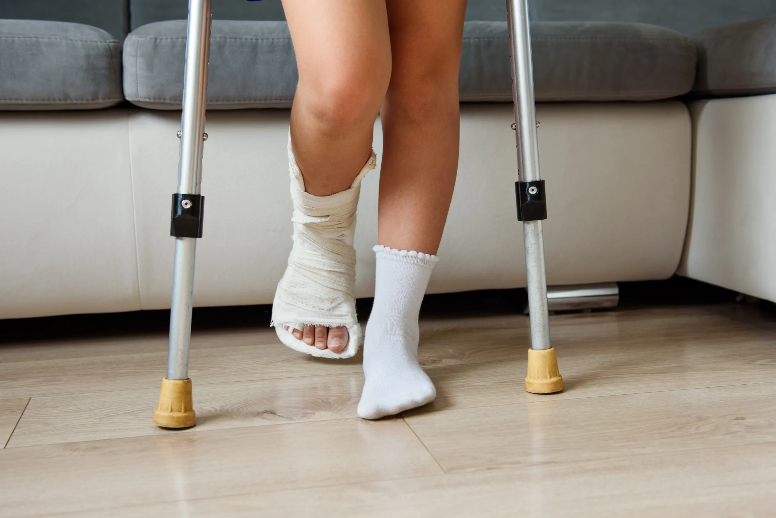 Toe and Forefoot Fractures in Adolescent Winter Athletes